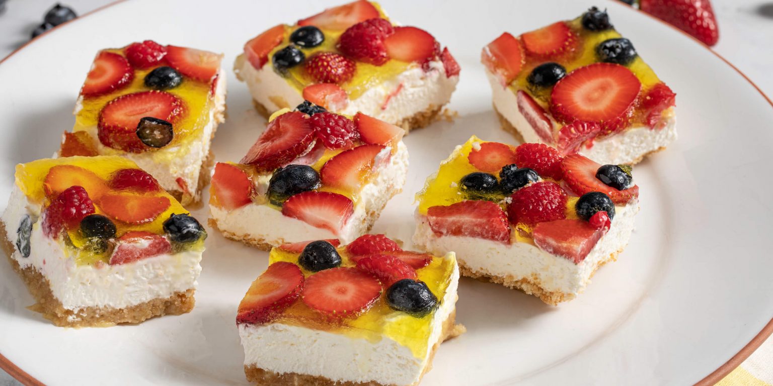 No-Bake Berry Cheesecake Bars Recipe | Zero Calorie Sweetener & Sugar ...