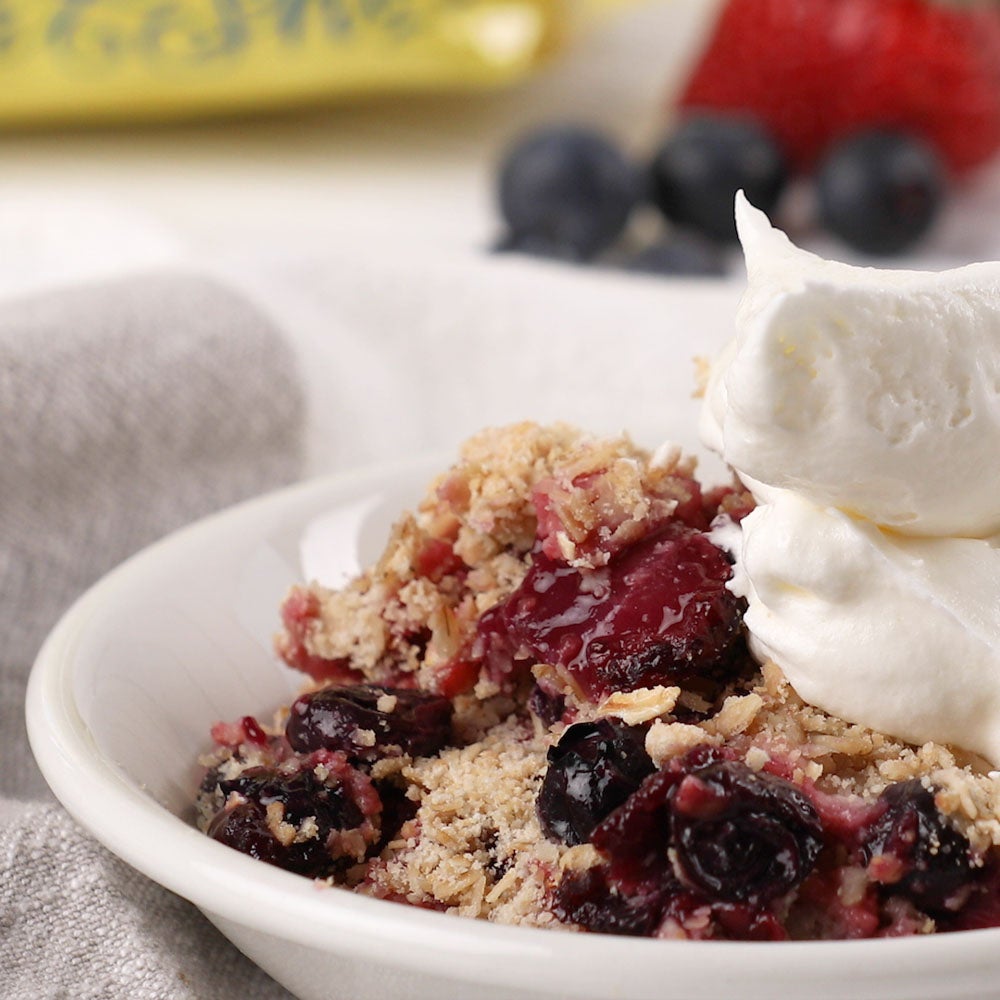 Berry Oatmeal Crisp - Splenda®
