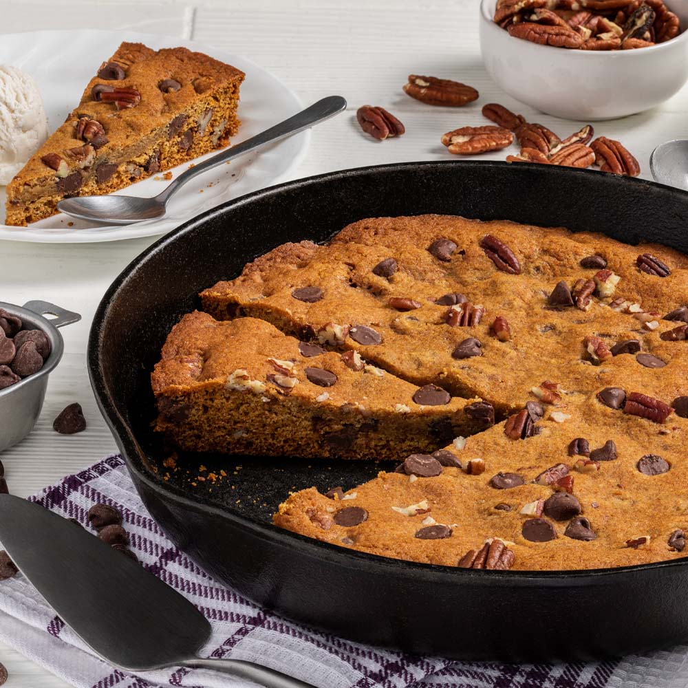 Chocolate Pecan Skillet Cookie - Splenda®