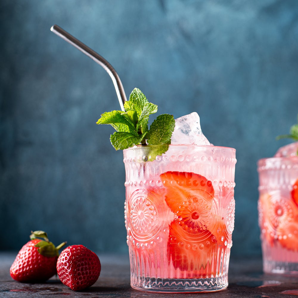 Strawberry Mint Spritzer Mocktail - Splenda®