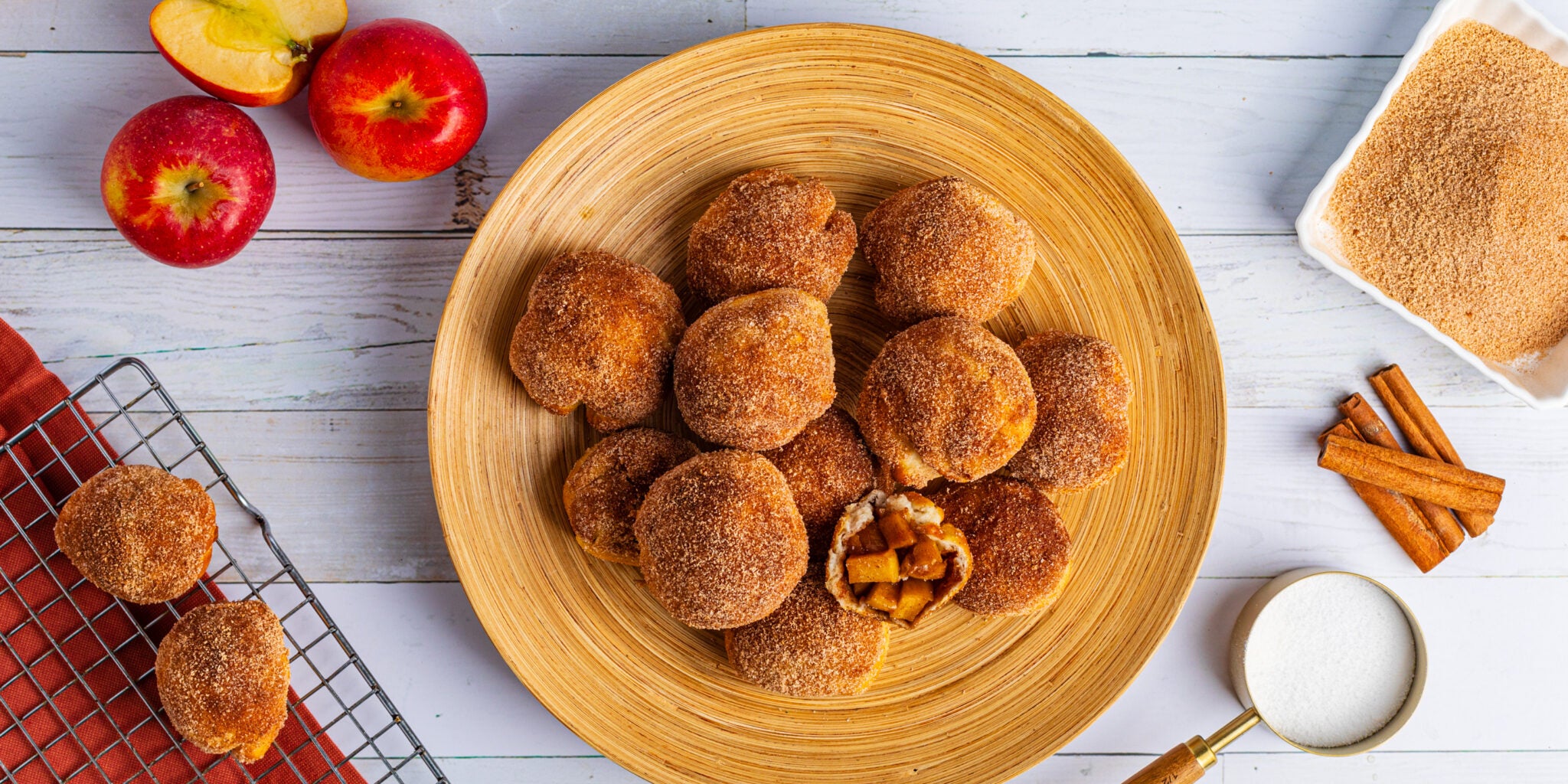 Air-Fryer Apple Pie Bombs - Splenda®